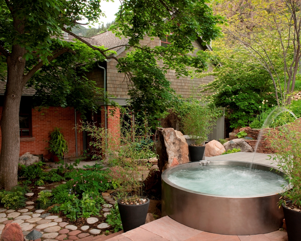 Water Features Have Varied Effects | Diamond Spas