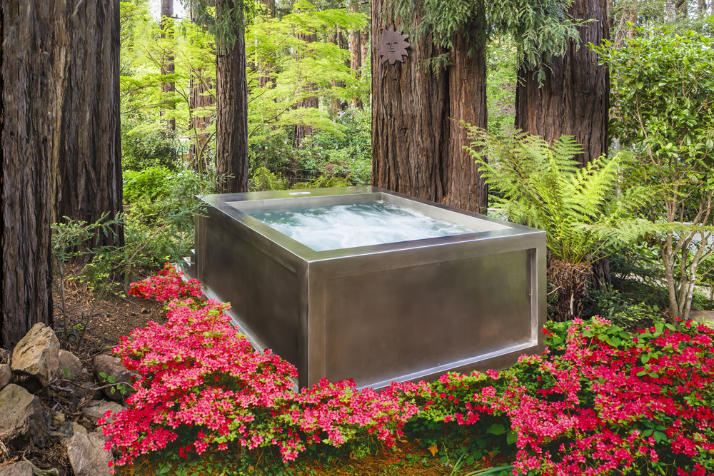 6 Person Hot Tub - 5 Person Spa - Energy Efficient Hot Tub | Diamond Spas