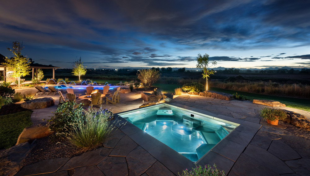 Stainless Steel Spa & Hot Tub - Luxury Hot Tubs | Diamond Spas